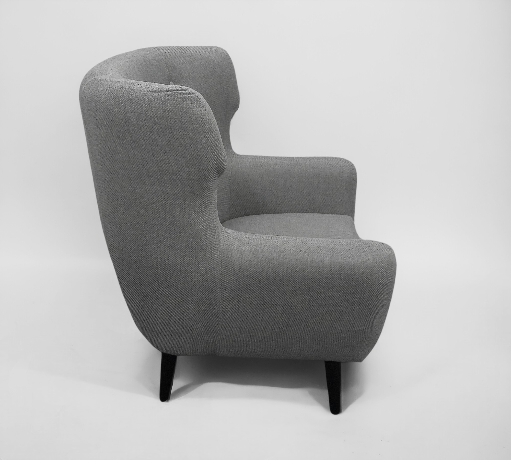 Kubrick Ohrensessel Steingrau MADE.COM Restbestand COCOLI